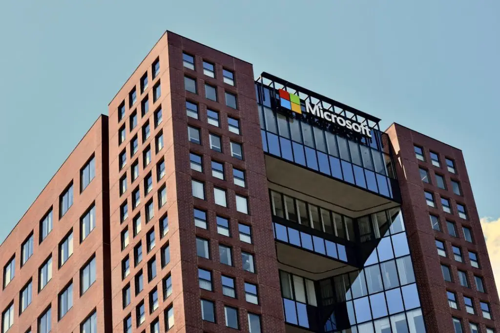 Microsoft Building 30: History, Layout and Modern Use - DragGAN AI Tool