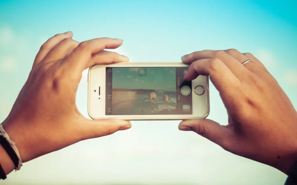 FT Meaning Explained: Texting, Social Media, and More - DragGAN AI Tool