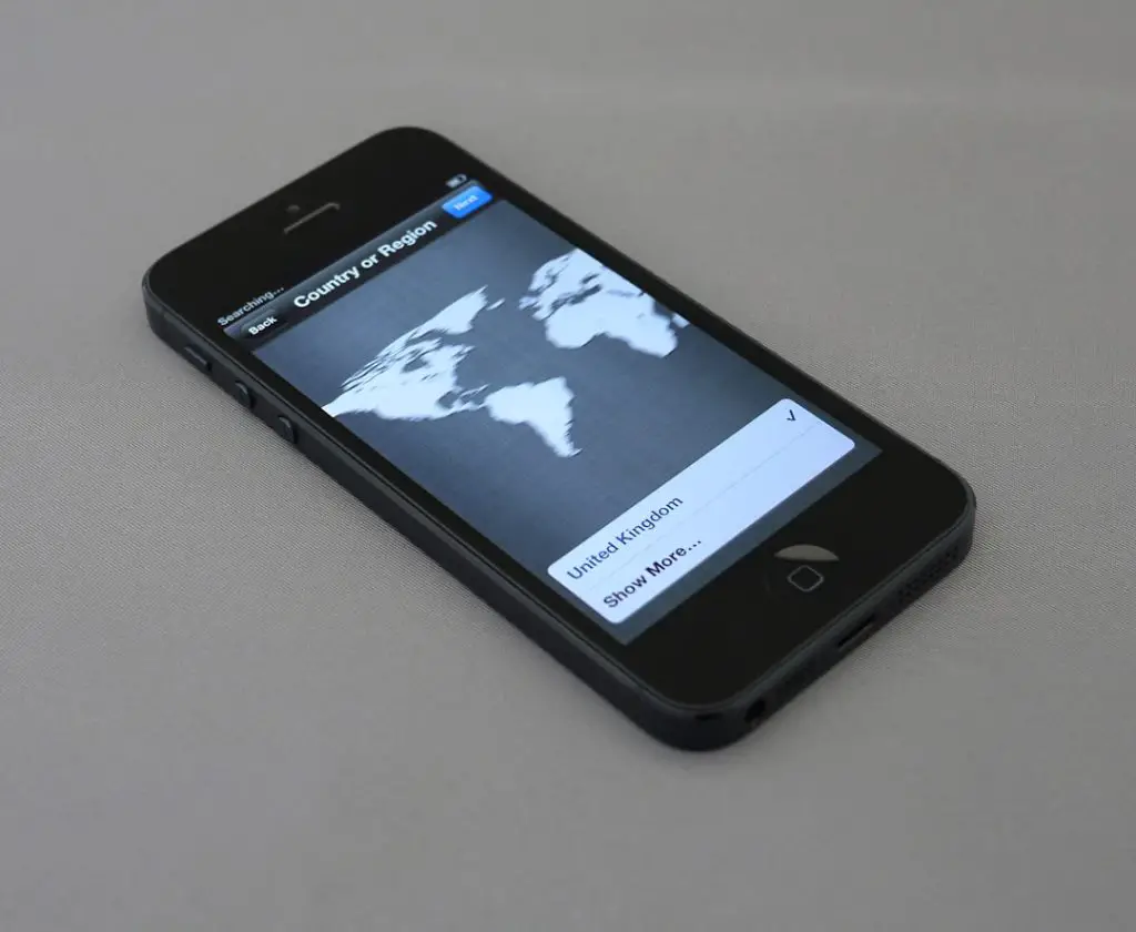 What is the iOS Setup Assistant? - DragGAN AI Tool